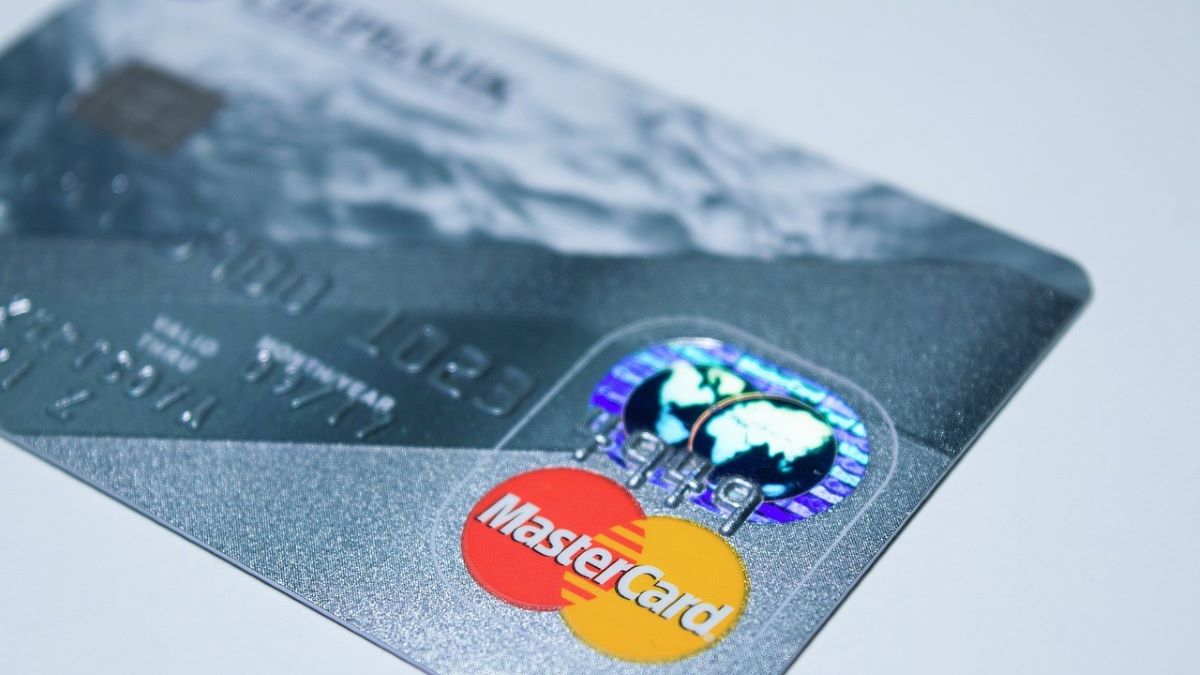 Europska komisija proširuje istragu oko Vise i Mastercarda i njihovih ...