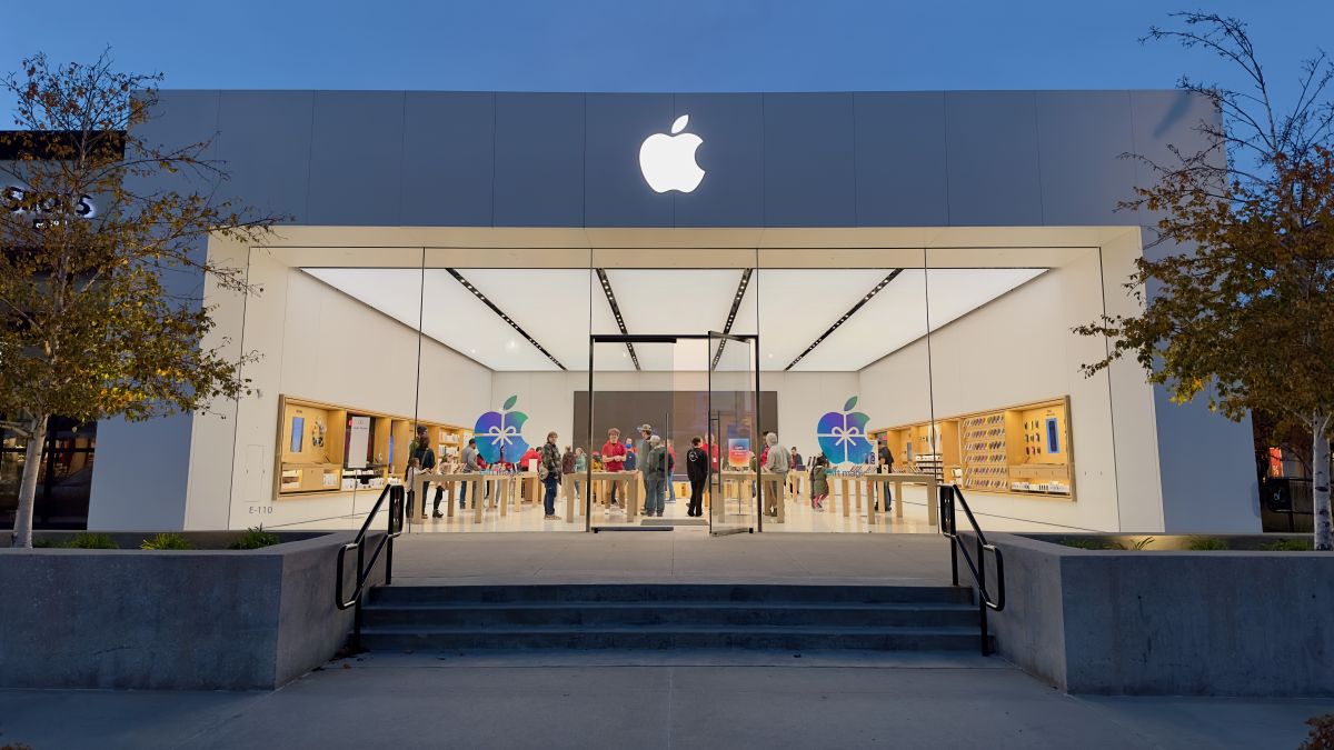 Apple ulaže 500 milijardi dolara u proširenje pogona u SAD-u | Financije.hr